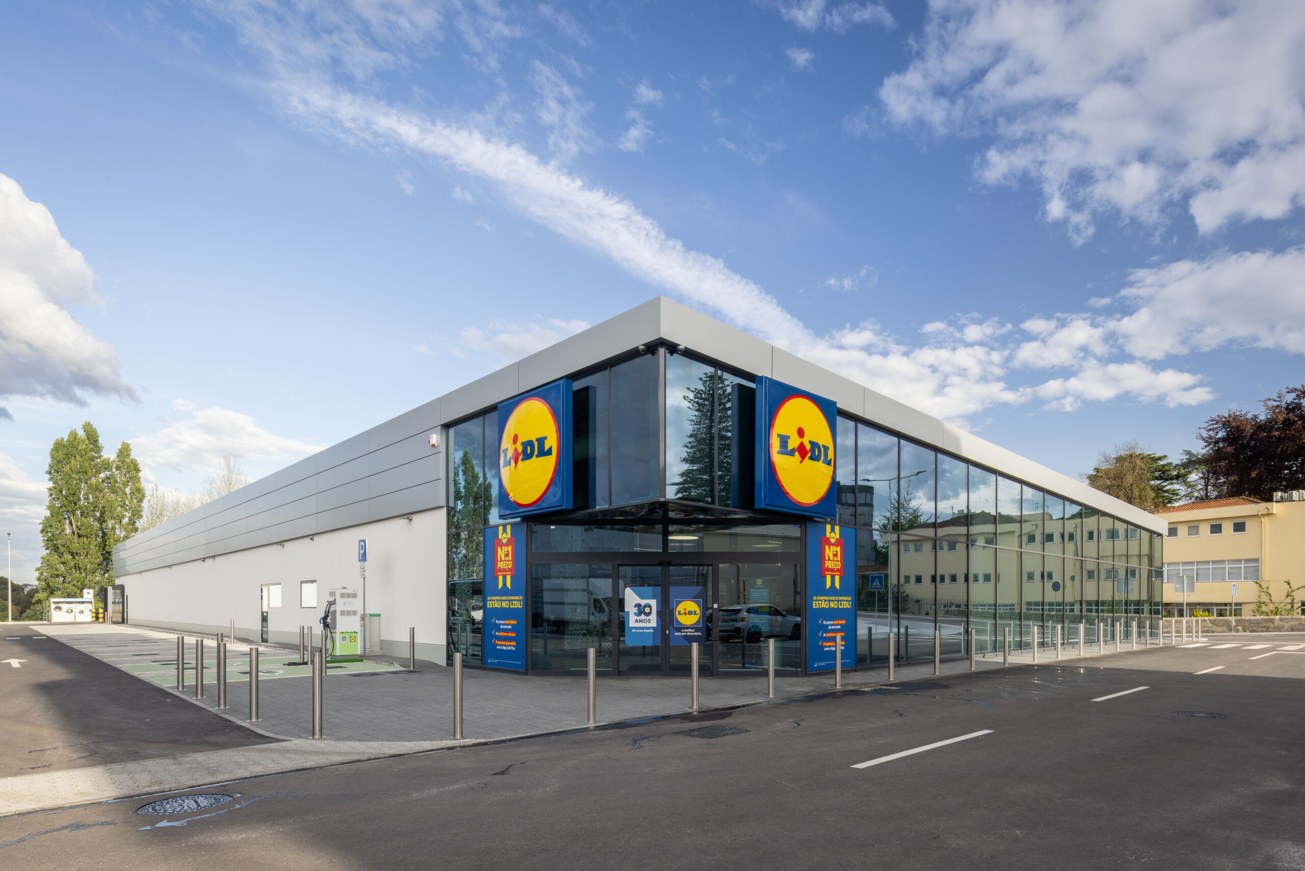 Lidl Portugal investe 12 milhões de euros no pacote salarial de 2026 ...
