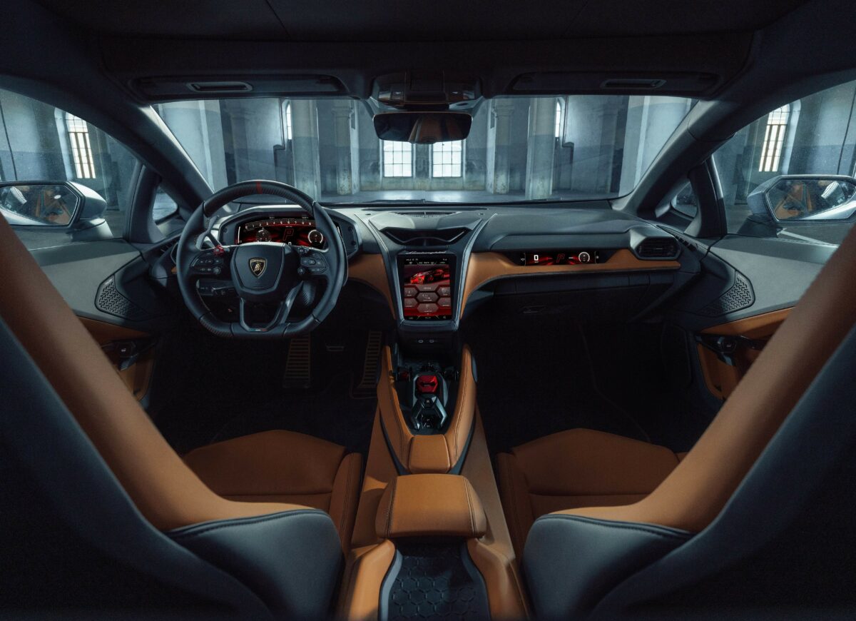 Lamborghini lança Temerario na "arena" portuguesa