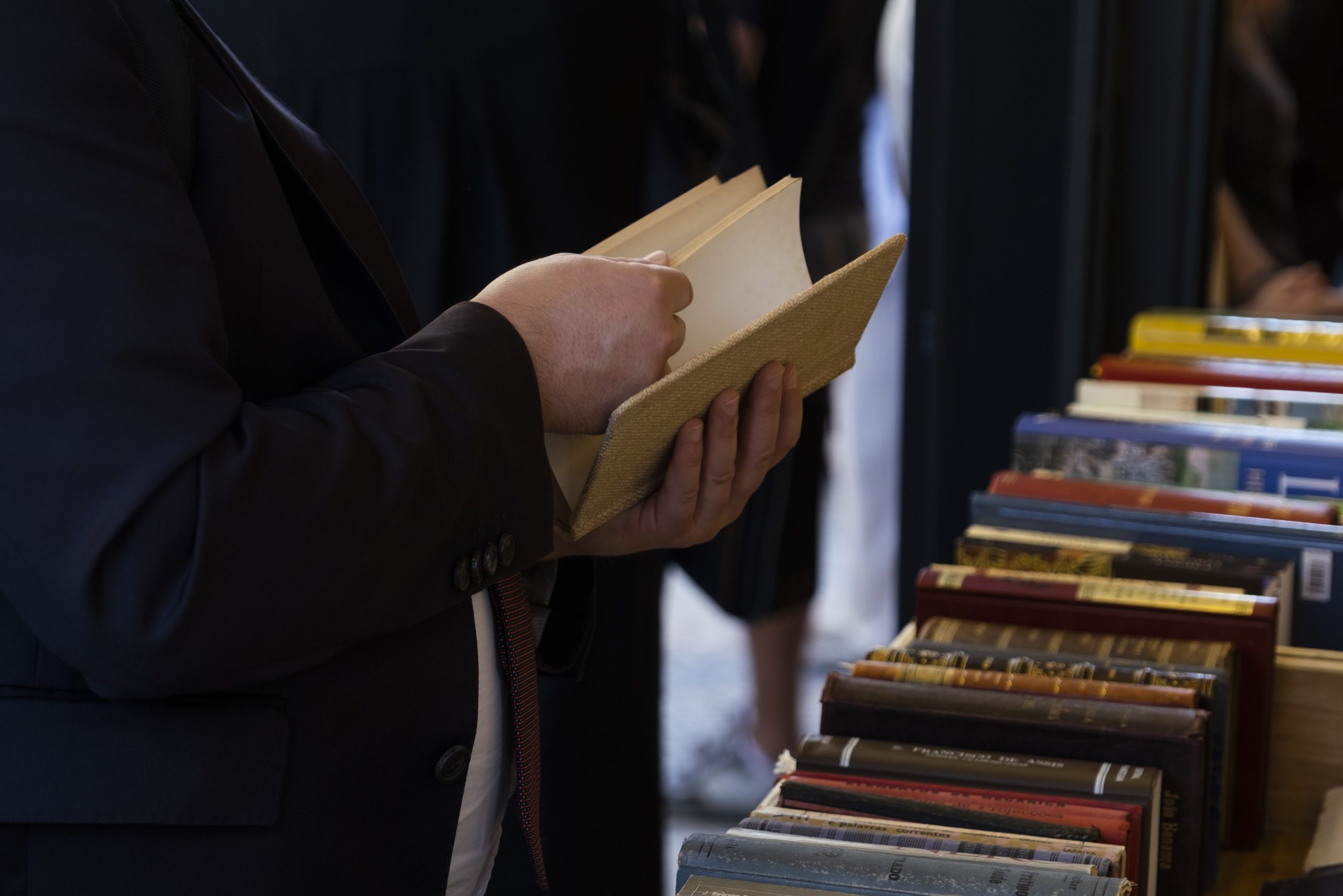 Cheque-livro disponível a partir de 2 de janeiro e livrarias já se ...