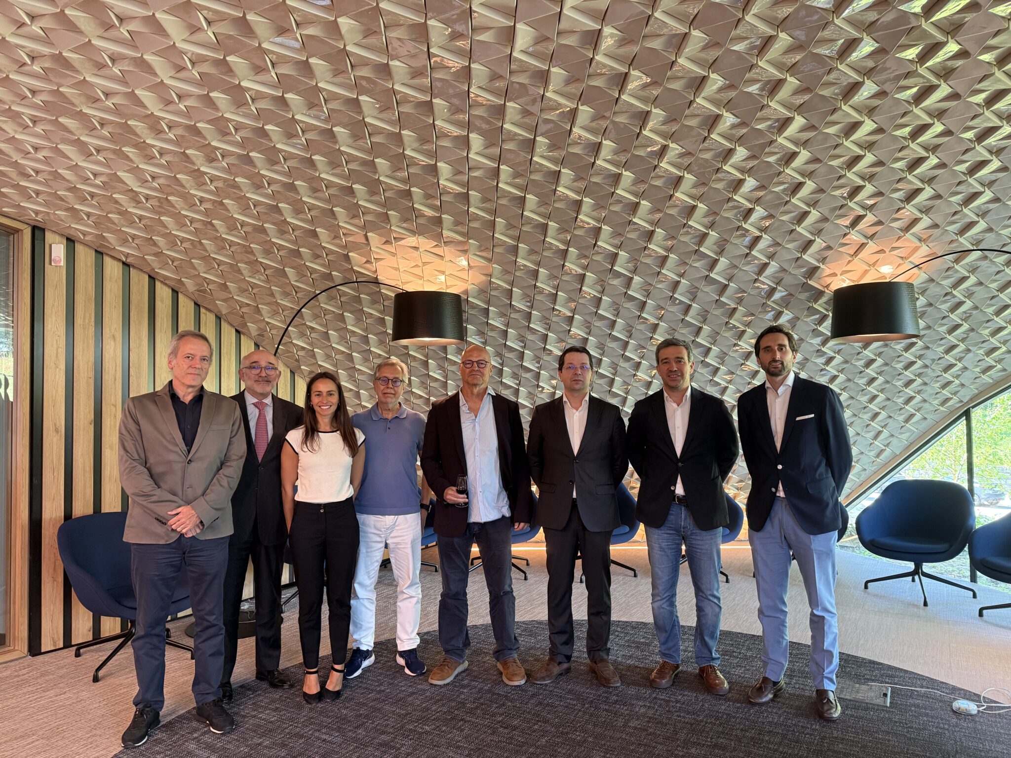 Médis, do Grupo Ageas, compra Esfera Saúde, dona de uma rede de 19 ...